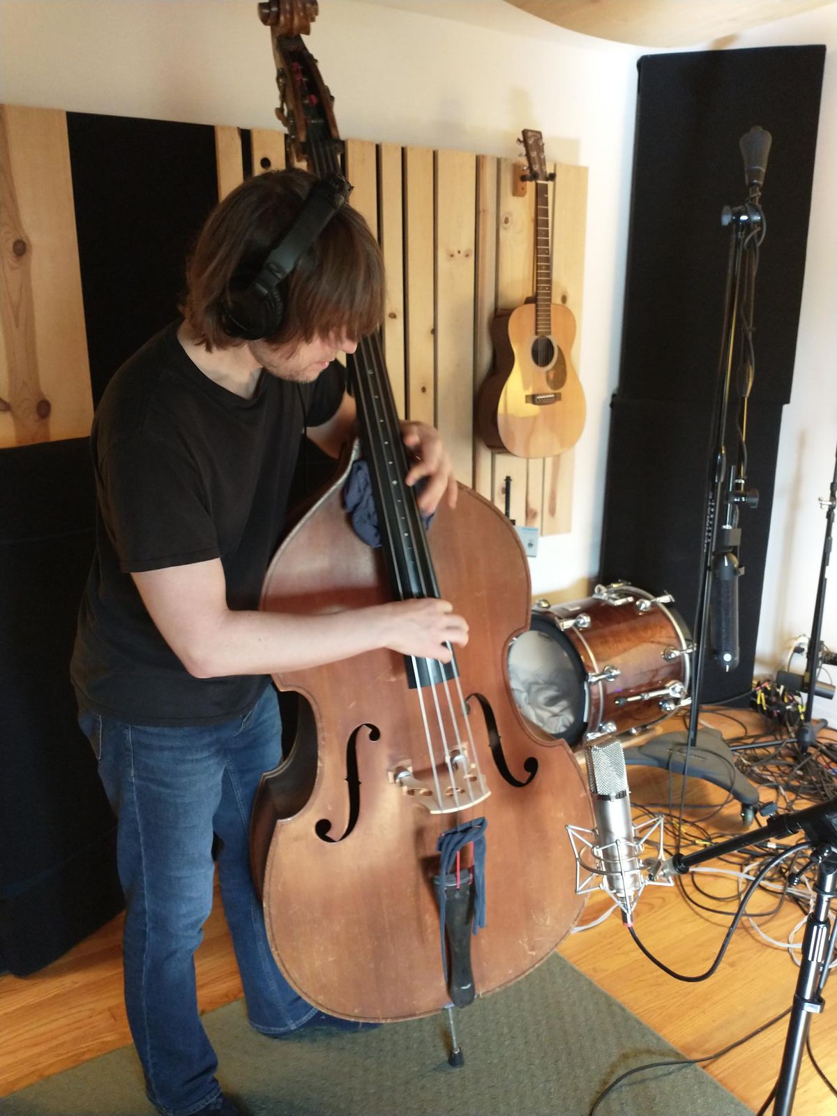 Lara Louise - Photos