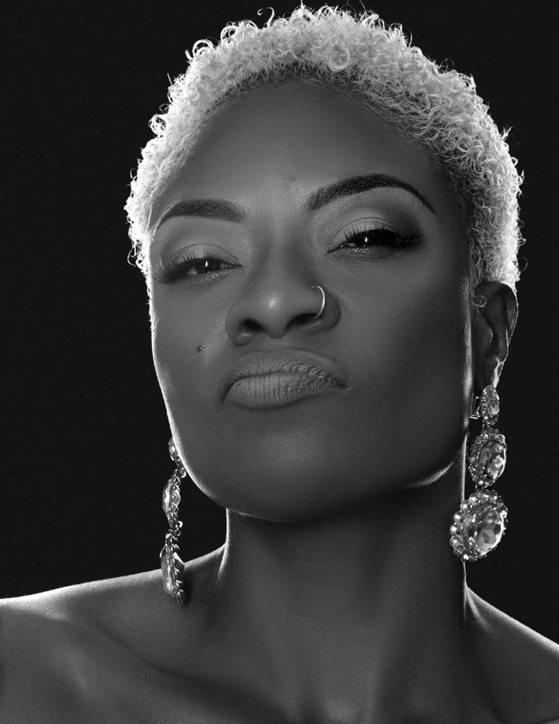 Jully Black
