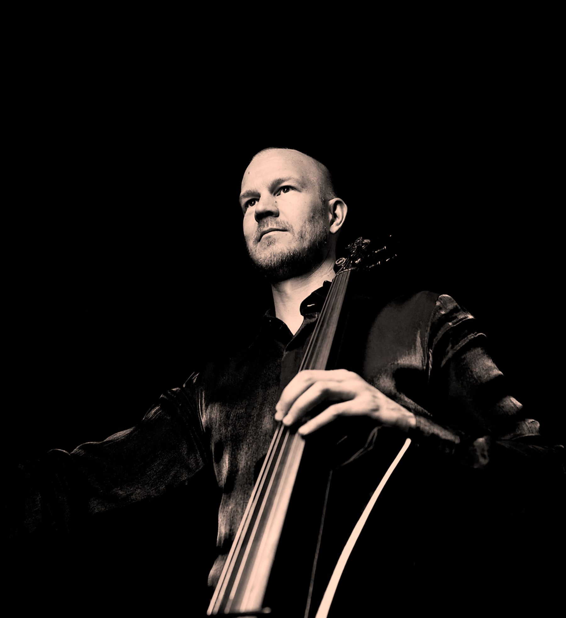 Max Lilja - BIOGRAPHY