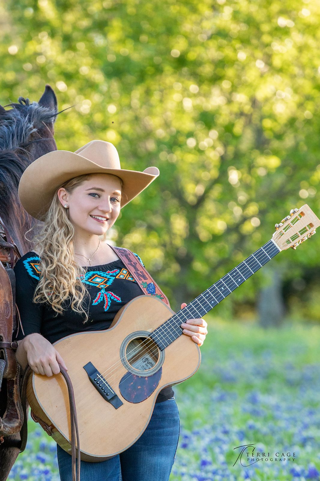 Kristyn Harris - Photos