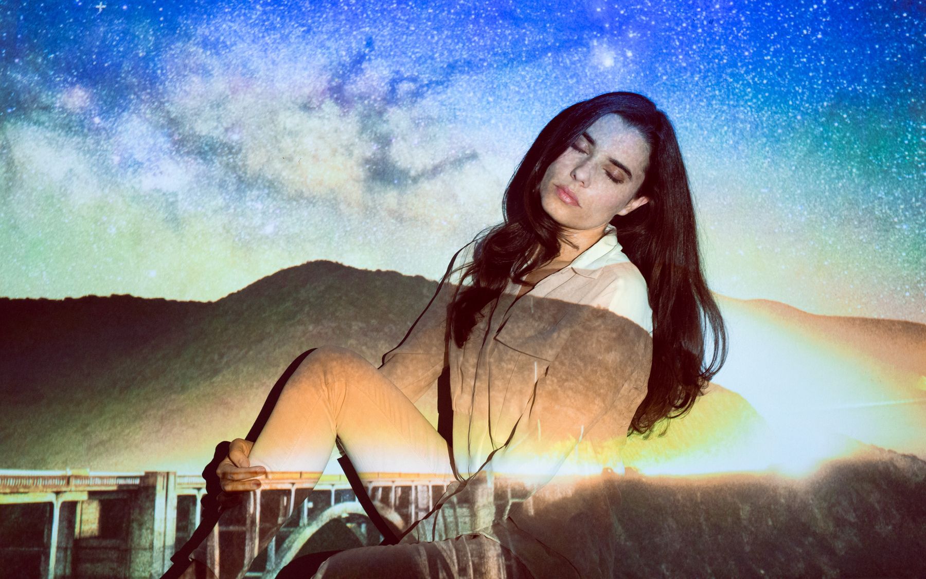 Kris Angelis - About