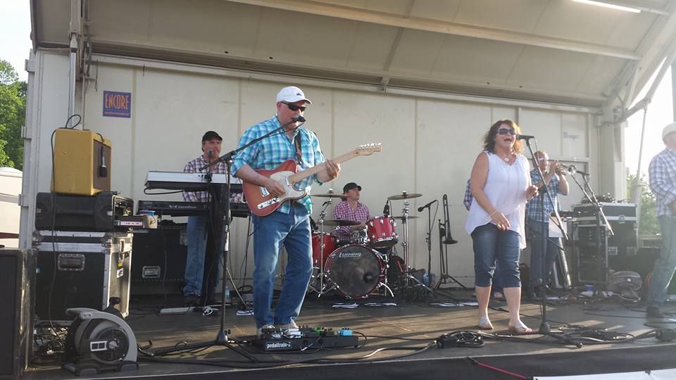 Castaways Band - Photos